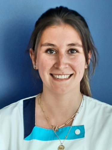 Mathilde MONTEIL-MACARD Résidence "Villa des Pins" | Alvarum