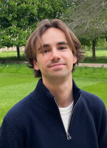 La course de Louis pour les Ombres | Alvarum